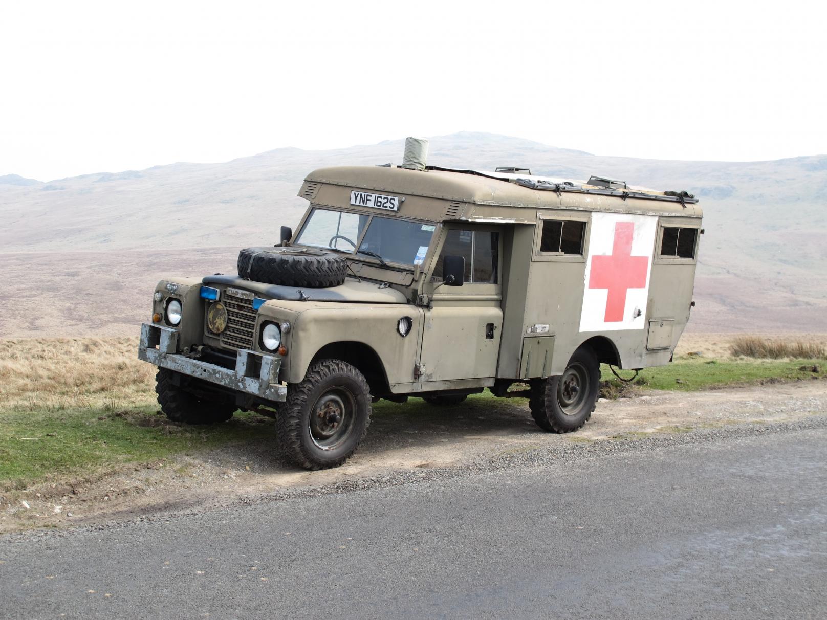 Land Rover Series 3 109 Ambulance 1978 - HMVF Classifieds - HMVF ...