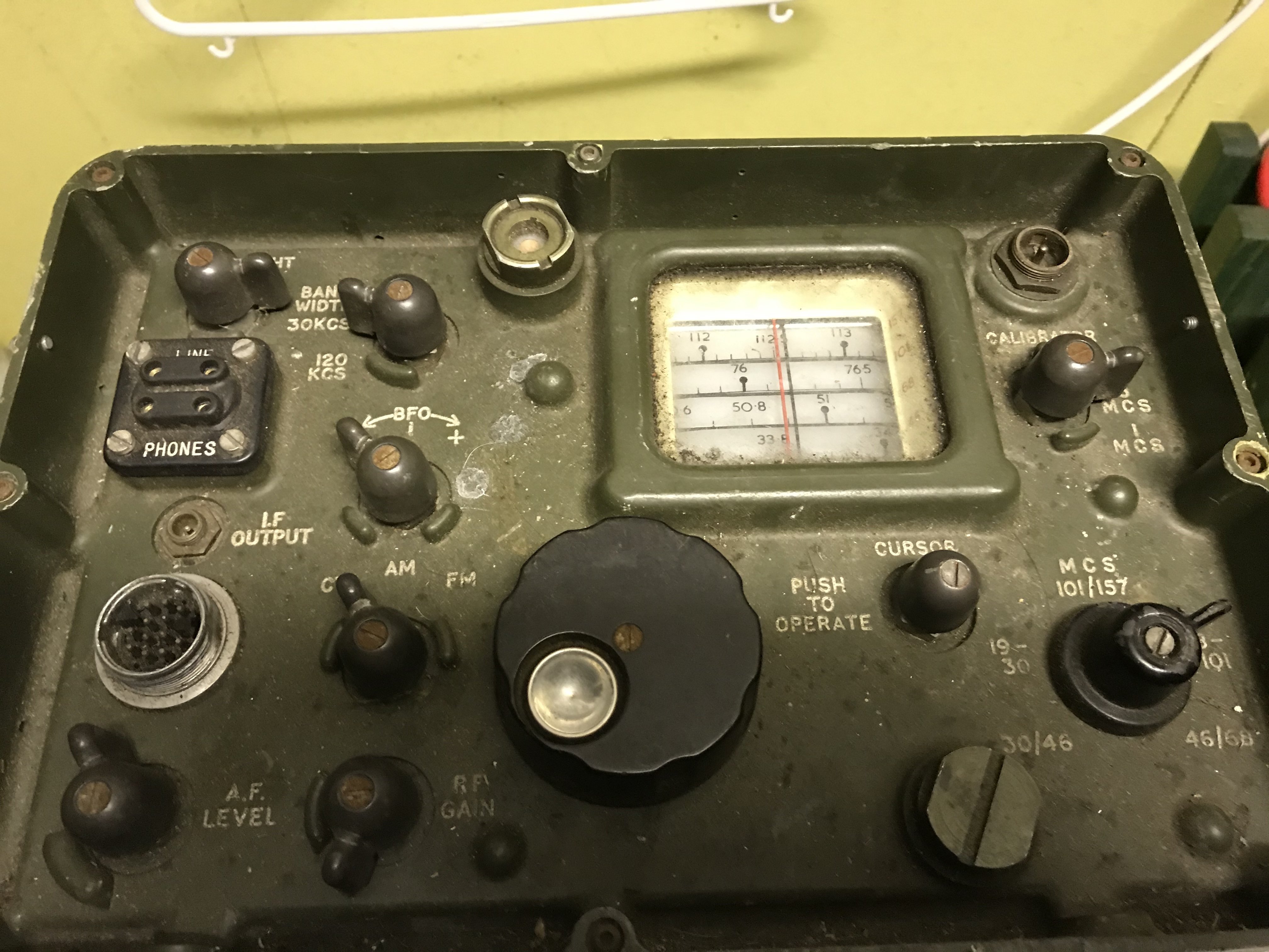 Larkspur ? R216 R210 C11 - British Radio Equipment - HMVF - Historic ...