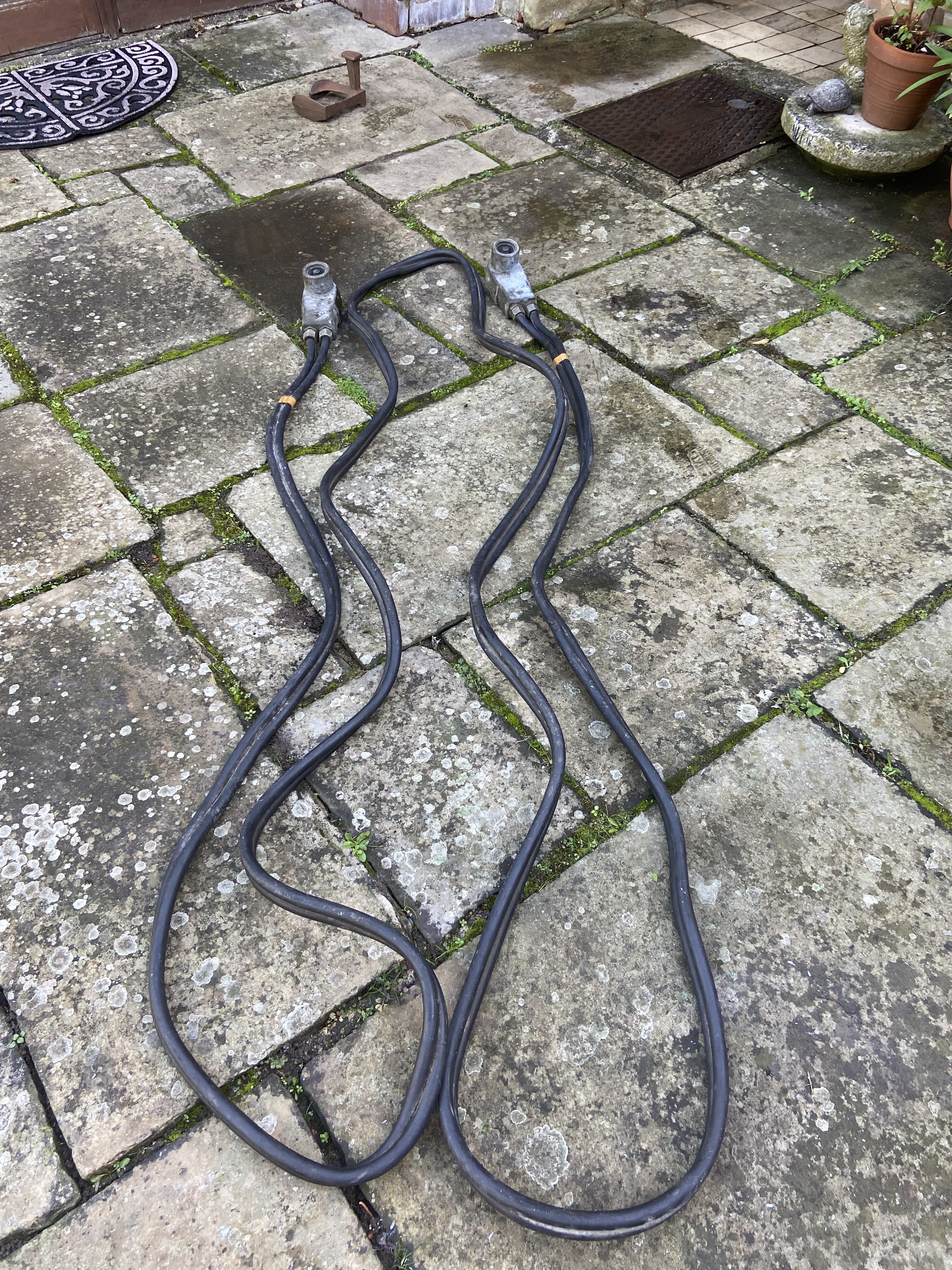 10mtr Inter vehicle jump lead - HMVF Classifieds - HMVF - Historic ...
