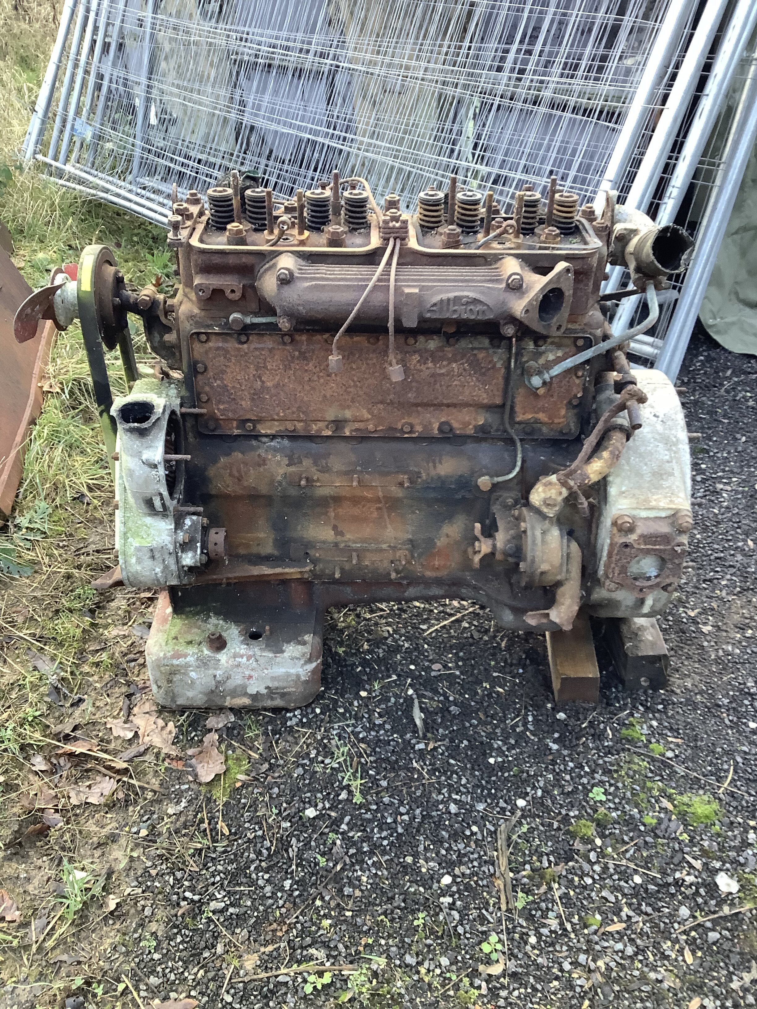 Albion 4 cylinder Diesel engine barn find. spares or repair - HMVF ...