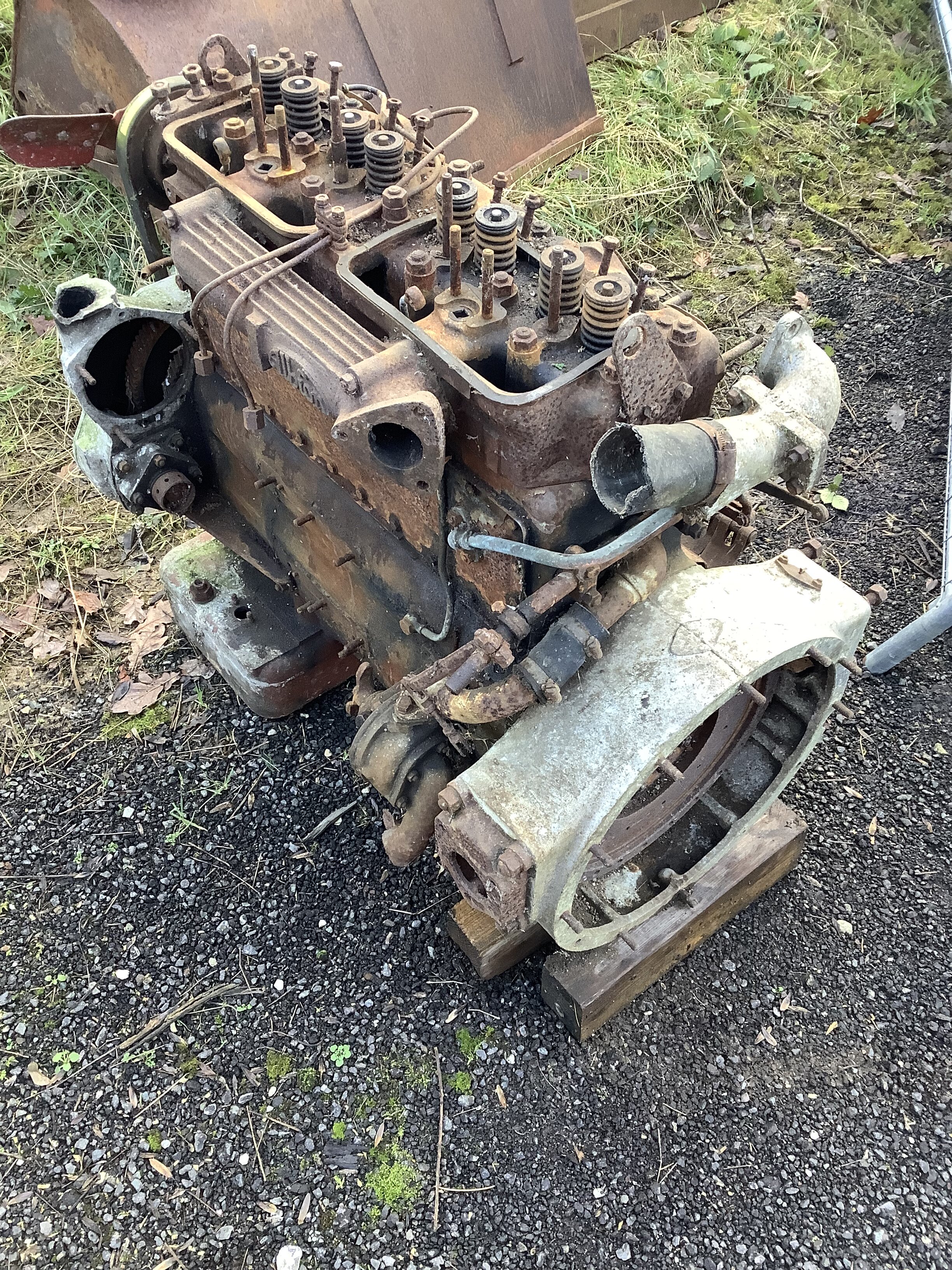 Albion 4 cylinder Diesel engine barn find. spares or repair - HMVF ...