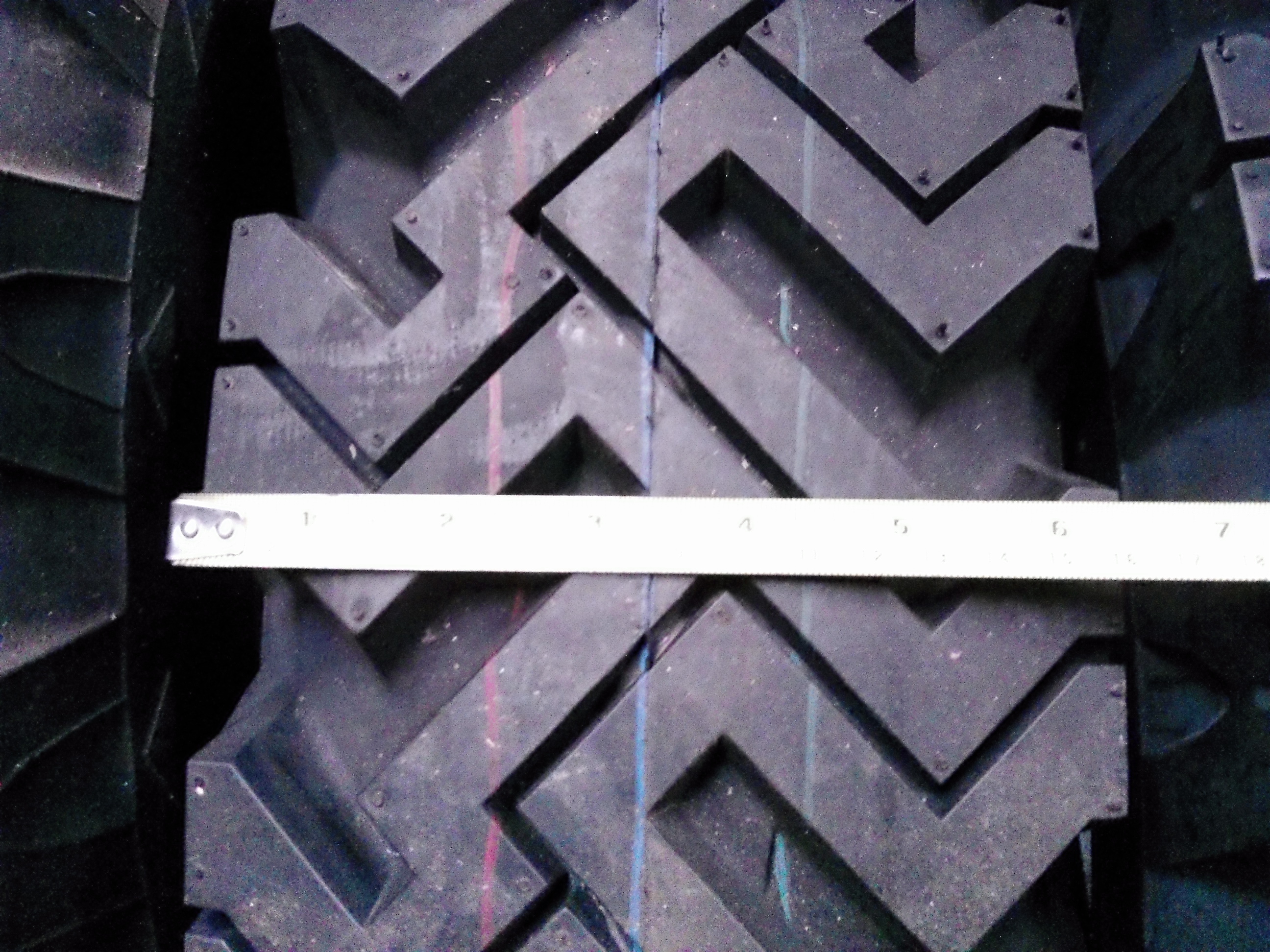 Deestone 750 x 16 to replace Custom Extra Grip - MV Chatter - HMVF - Historic Military Vehicles ...