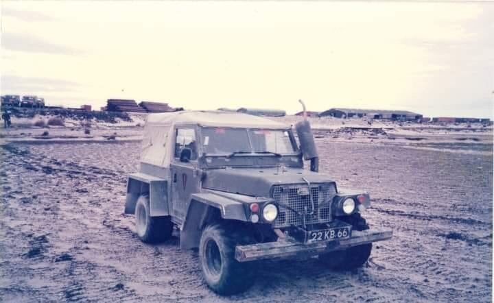 How were Land Rovers painted, when delivered to the British Army? - WW2 ...
