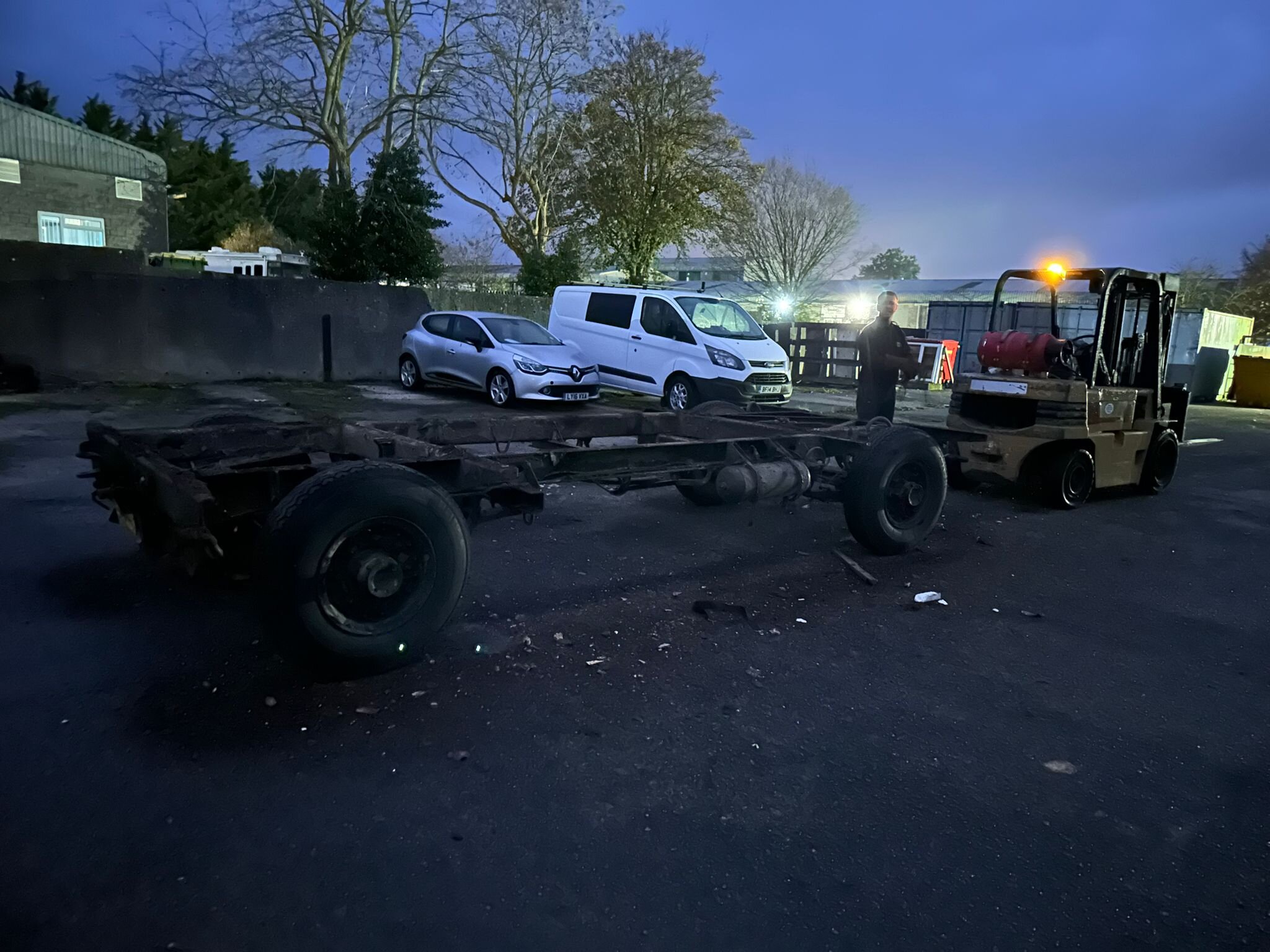Sentinel Mk1 2 Ton Caravan Trailer Restoration - Blogs of MV ...