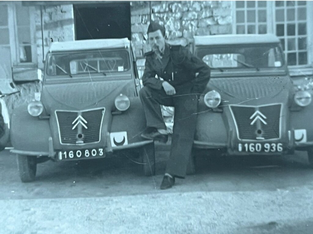 RM commando 2CV pick-up question - MV Chatter - HMVF - Historic ...