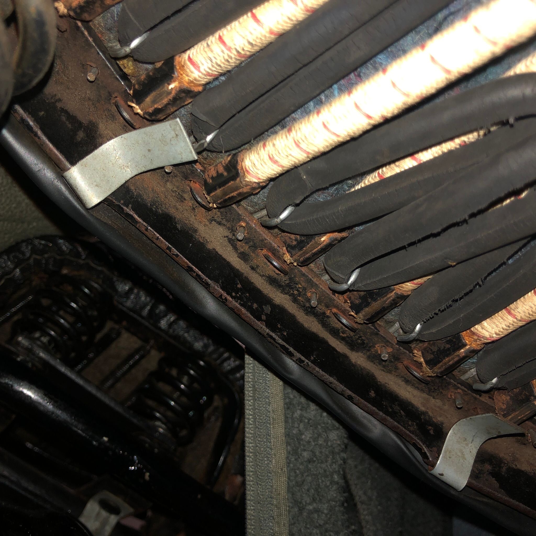 The Saddle Thread ( a rivet counter’s guide to the WD motorcycle ...