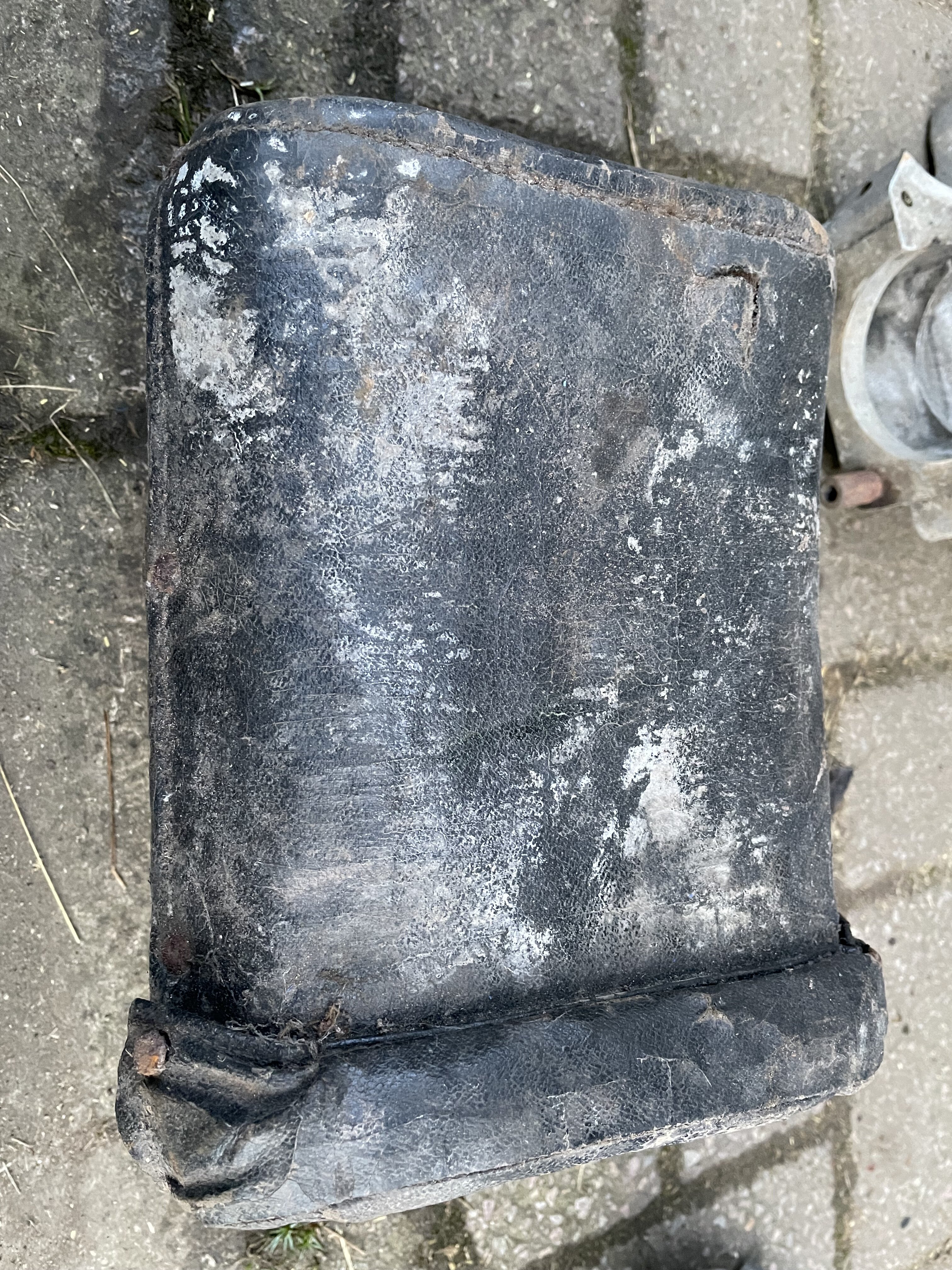 Acumen Pillion Saddle - Motorcycles - HMVF - Historic Military Vehicles ...