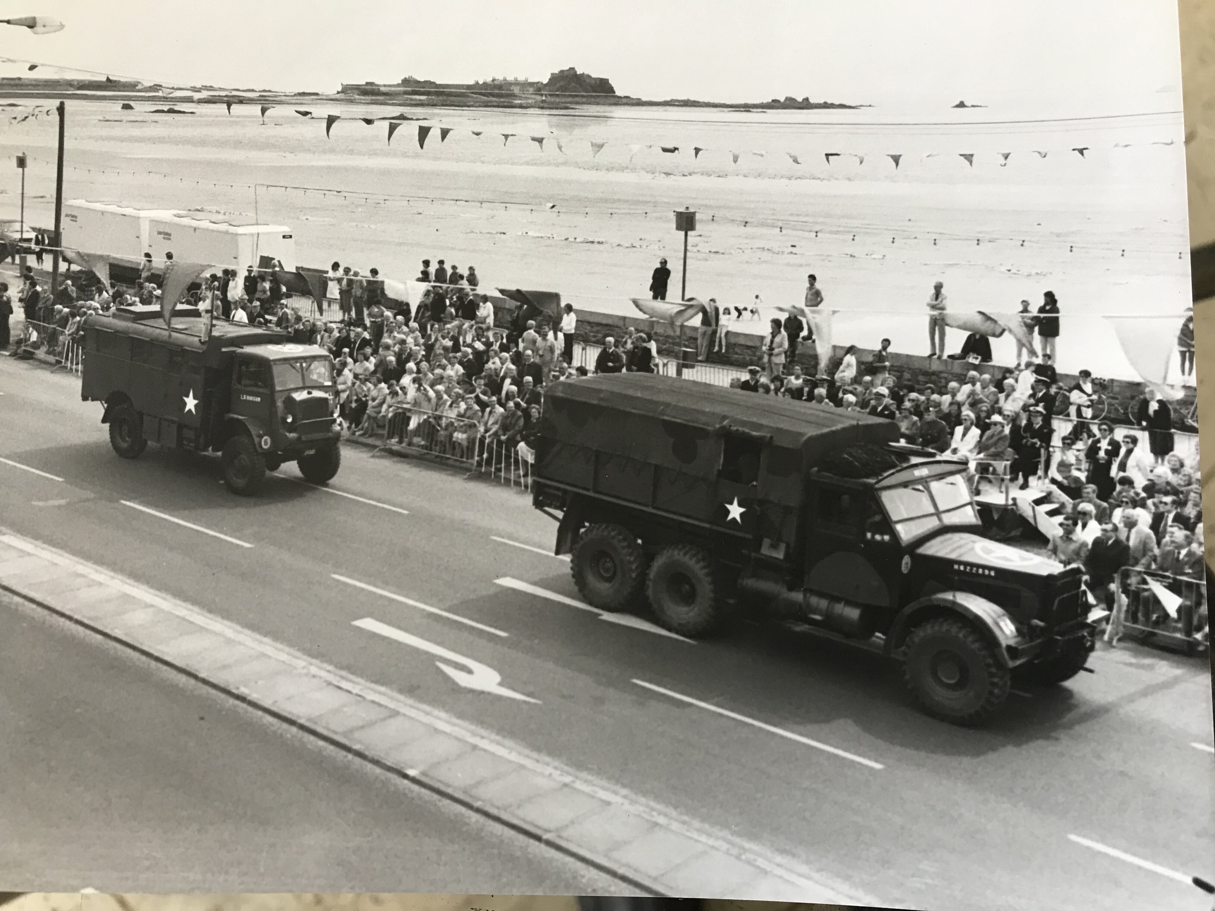 ALBION CX22 TO JERSEY. - British Vehicles - HMVF - Historic Military ...