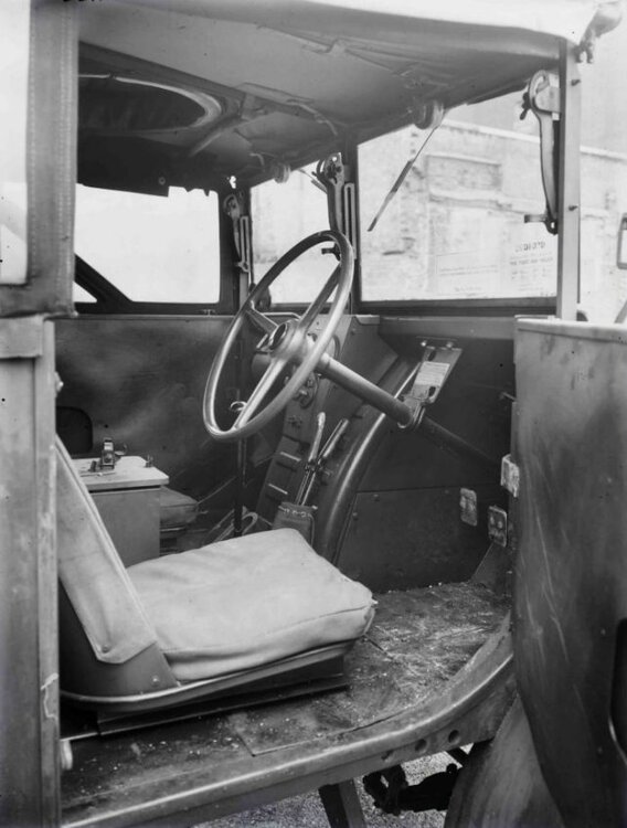 RAF use of the Bedford MWR - MV Chatter - HMVF - Historic Military ...