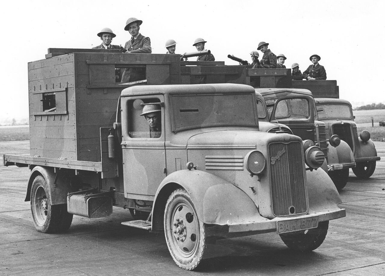 WW2 Raf Regiment AA Trucks - MV Chatter - HMVF - Historic Military ...