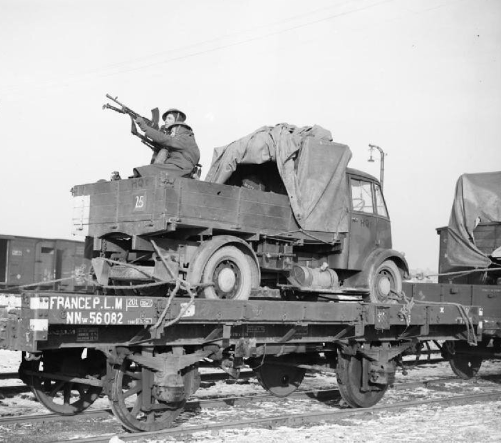 WW2 Raf Regiment AA Trucks - MV Chatter - HMVF - Historic Military ...