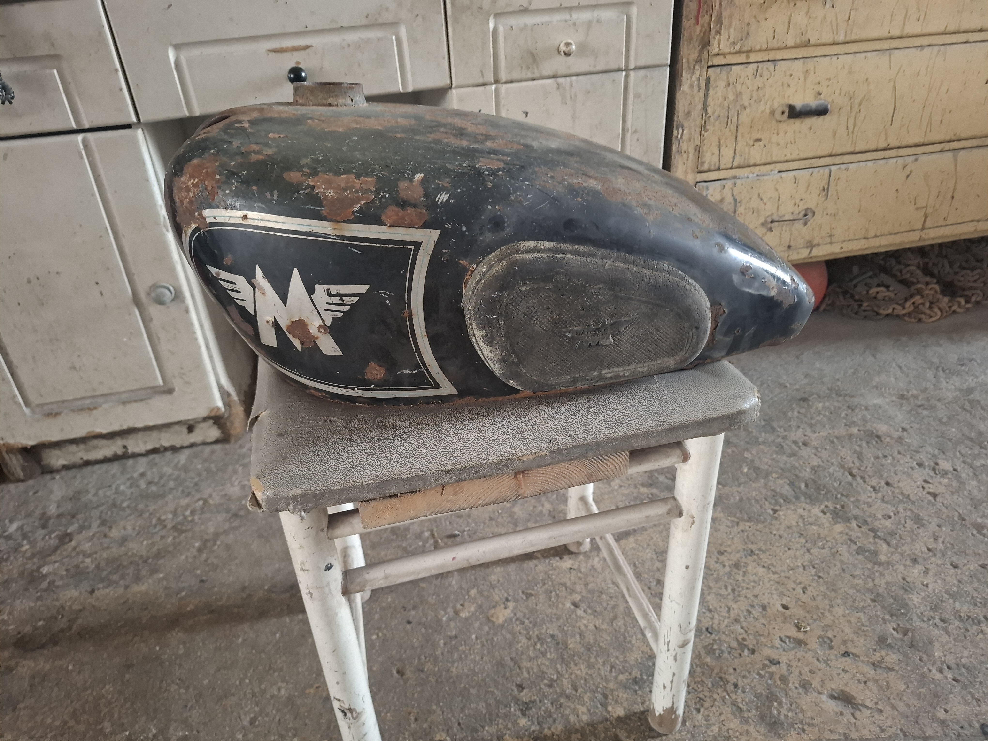 Matchless g3wo petrol tank for sale - Motorcycles - HMVF - Historic ...
