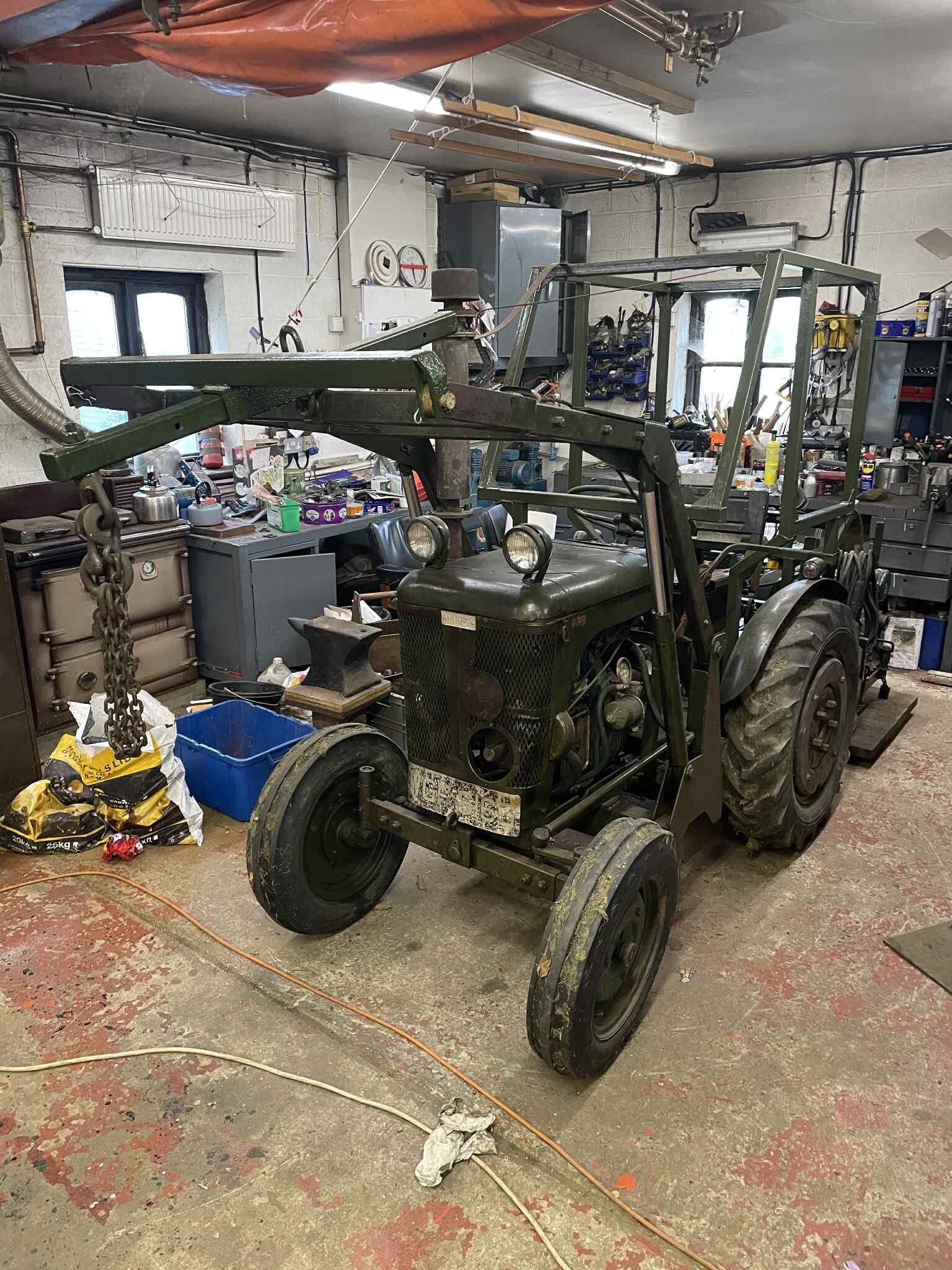 Ex army Winget tractor - British Vehicles - HMVF - Historic Military ...